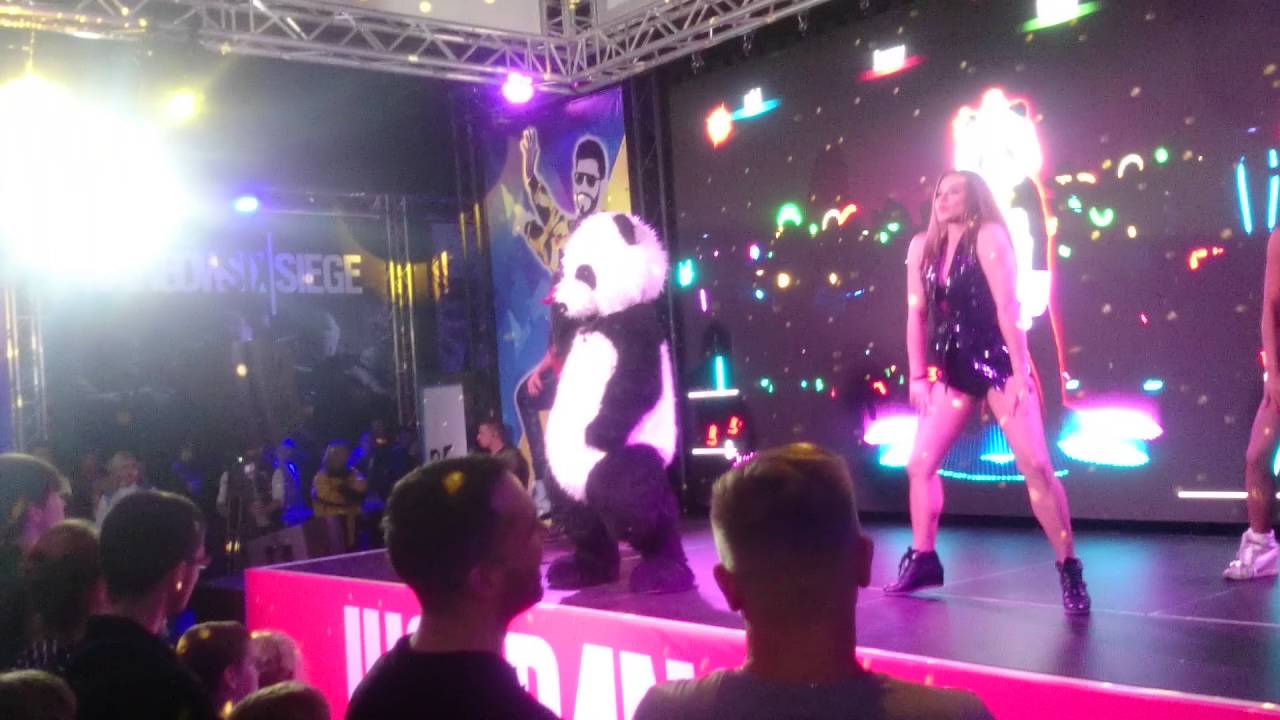 Panda dance! (Just Dance 2016) - YouTube