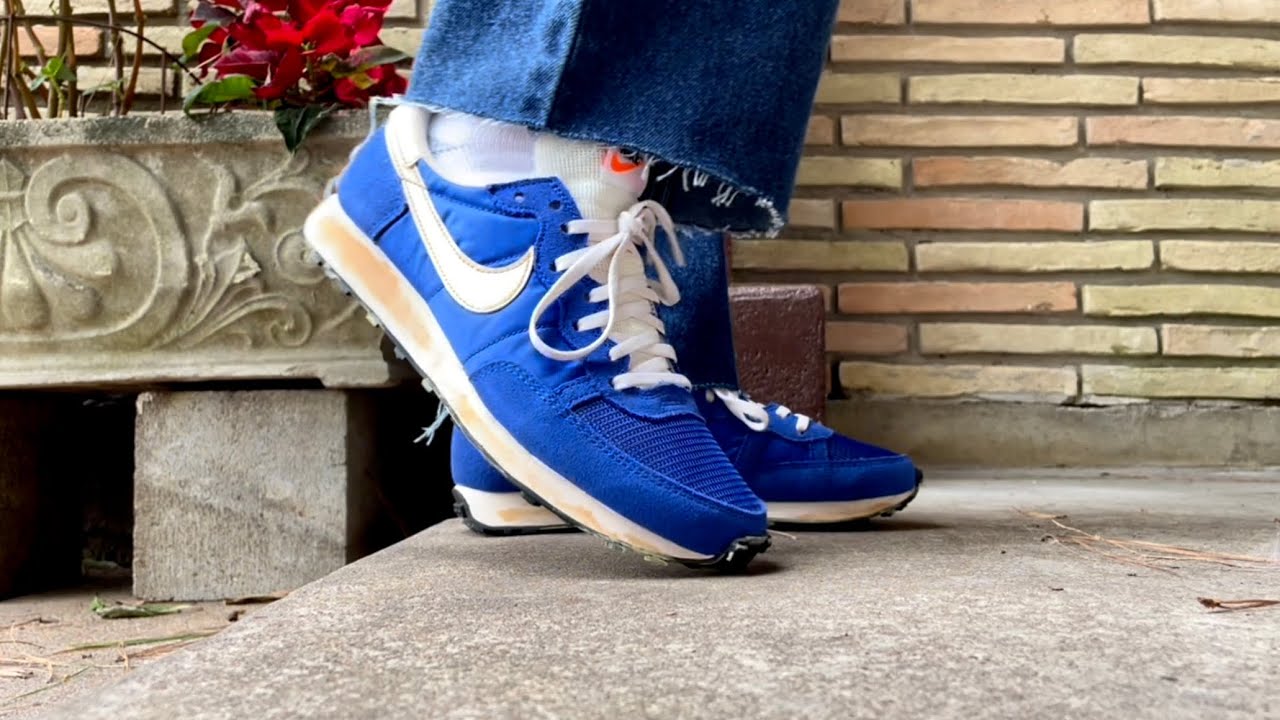 How To Age your Shoes! Neo-Vintage Nike customs - YouTube