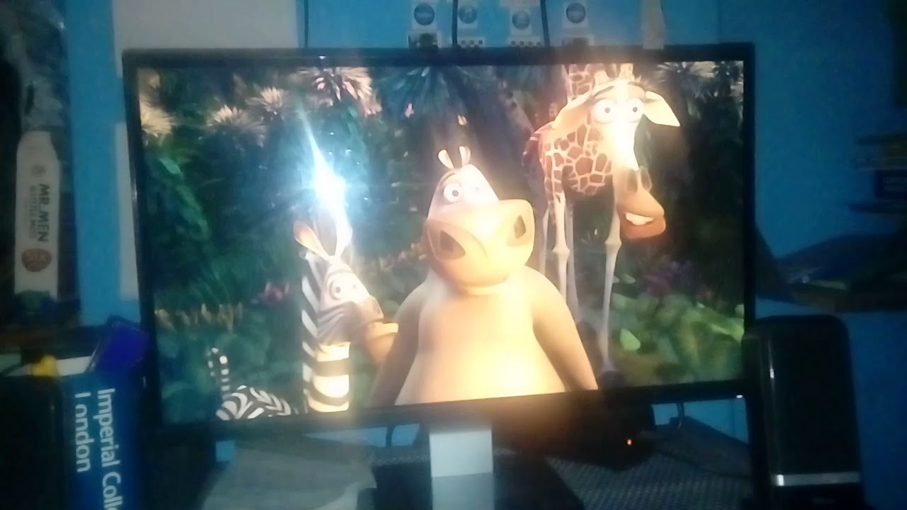 Madagascar The Fossa ARE Attacking Scene - YouTube