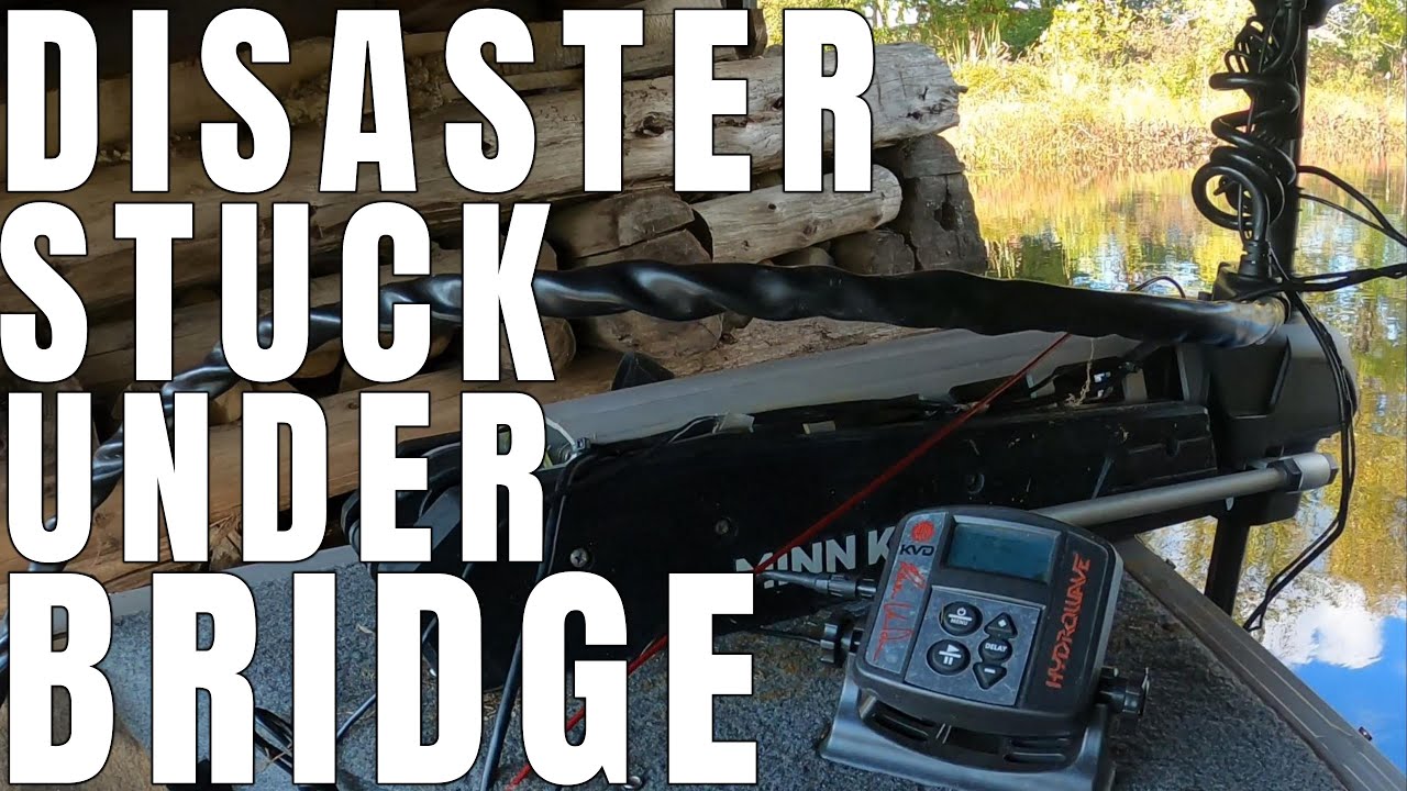 BOAT GOT STUCK under the BRIDGE! - YouTube