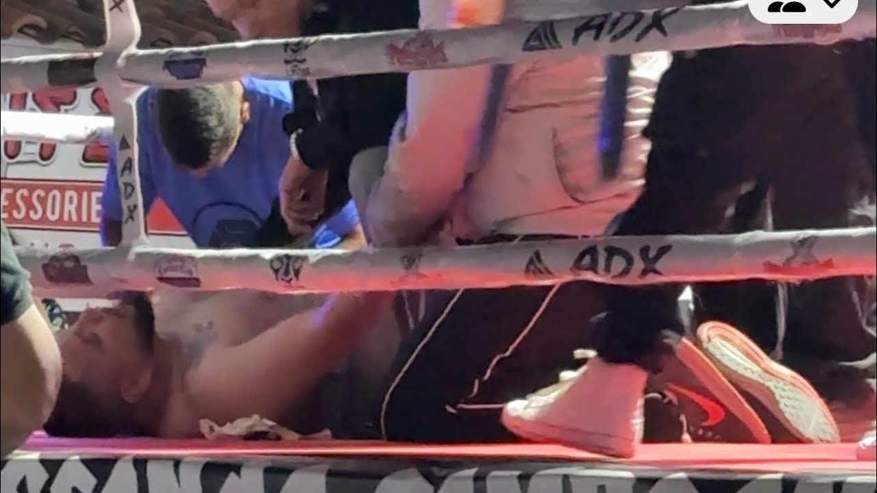 Mexican boxer knock out he never got back up from#boxing #Knockout# ...