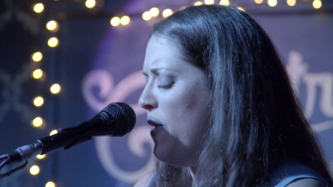 Aretha Franklin- Never Loved A Man (the way I love you)- Cover by Heidi ...