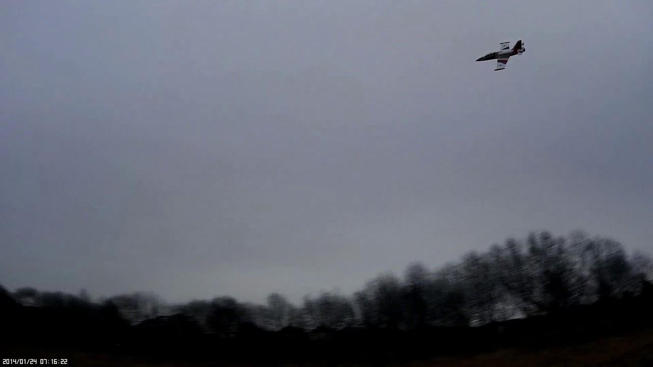 Flyzone L-39 Albatros EDF jet maiden - ultra light - YouTube