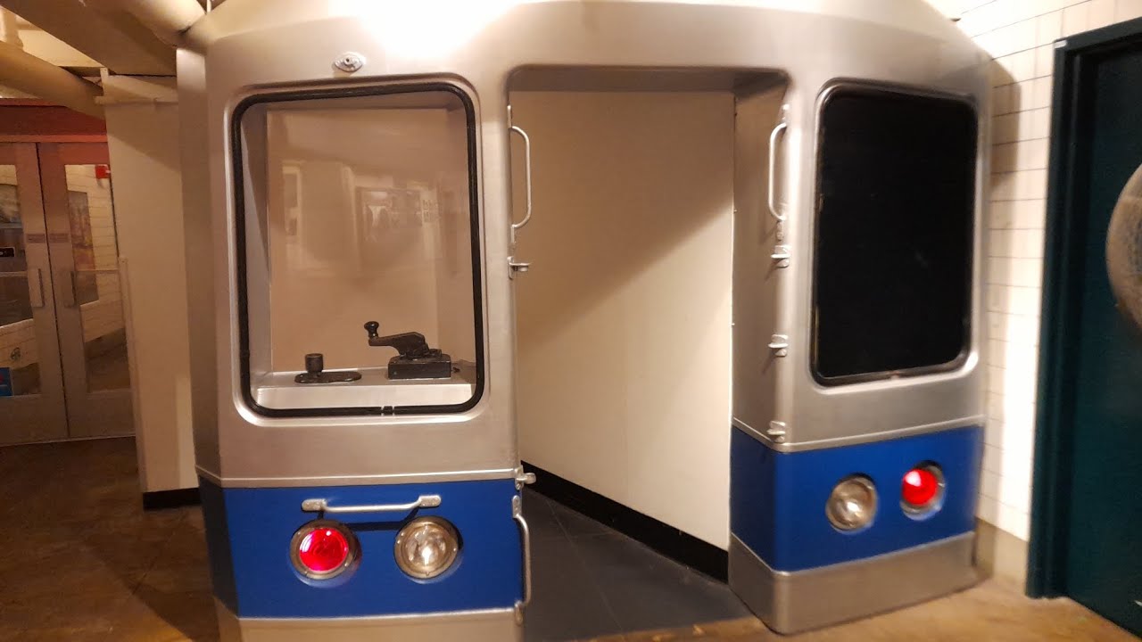 me when i operate The R42 - YouTube