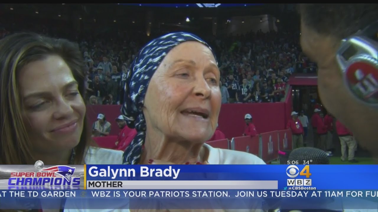Tom Brady's Parents Celebrate After Son's Super Bowl Win - YouTube