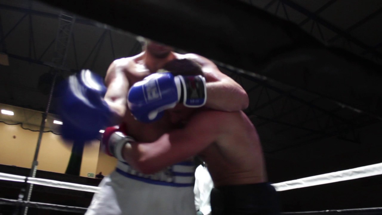 David tayler vs Ryan evans (Freaks of the ring) - YouTube