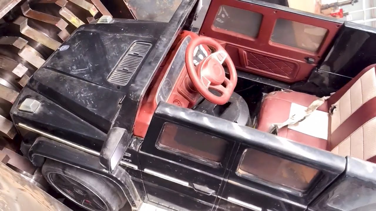 Easily Shredding Biggest Cars With Strongest Harsh Modern Shredder ...