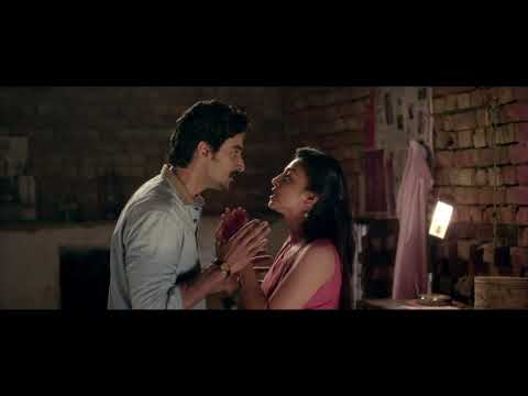 Radhika Apte hottest liplock scene