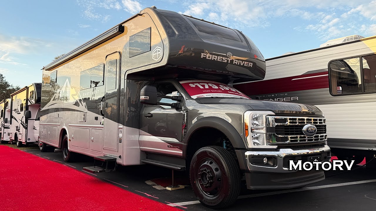 Bravado 33DSF 2025 Ford F600 4x4 6.7L Turbo Diesel Class C Forest River ...