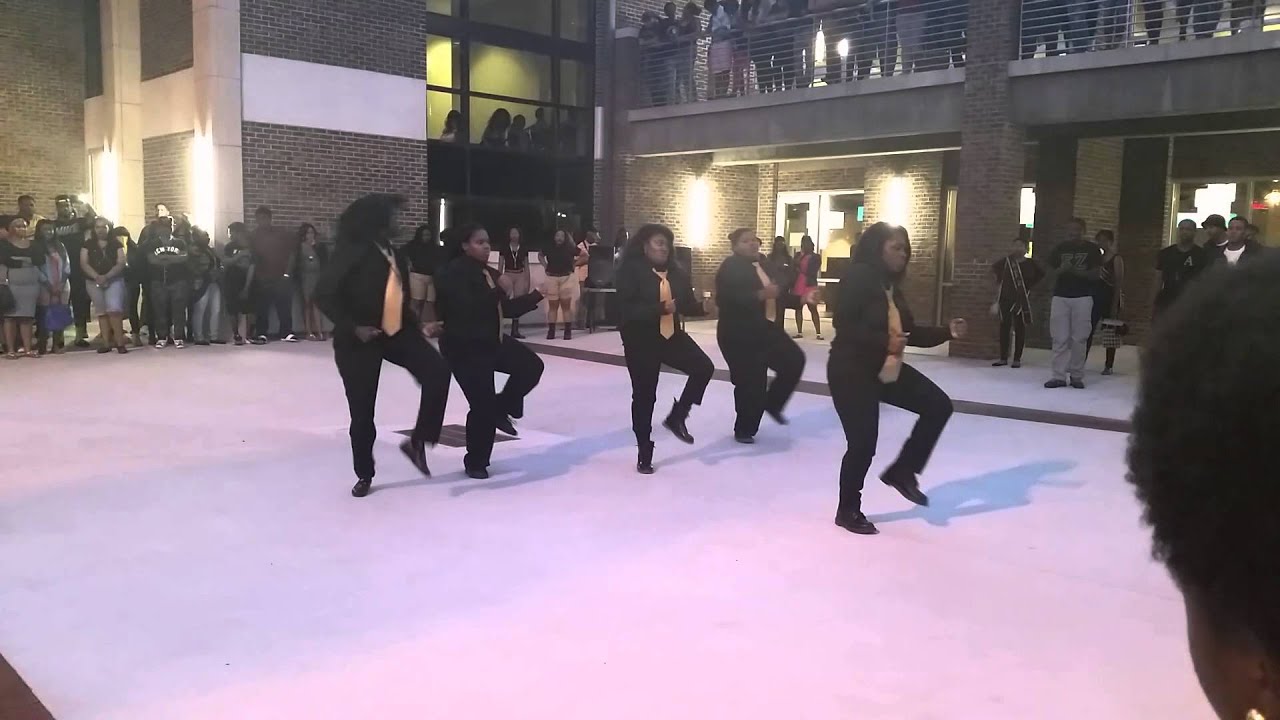 Stroll Like An Alpha FSU - YouTube
