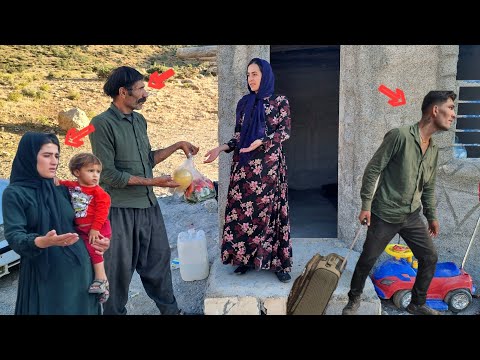 Afshin giving his snack to his friend—for the sake of Leila and Araz—and the Master visiting Leila.🫃