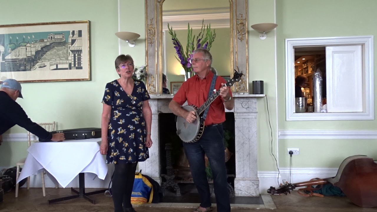 Josie & Graham Anstee - My Gypsy Girl - YouTube