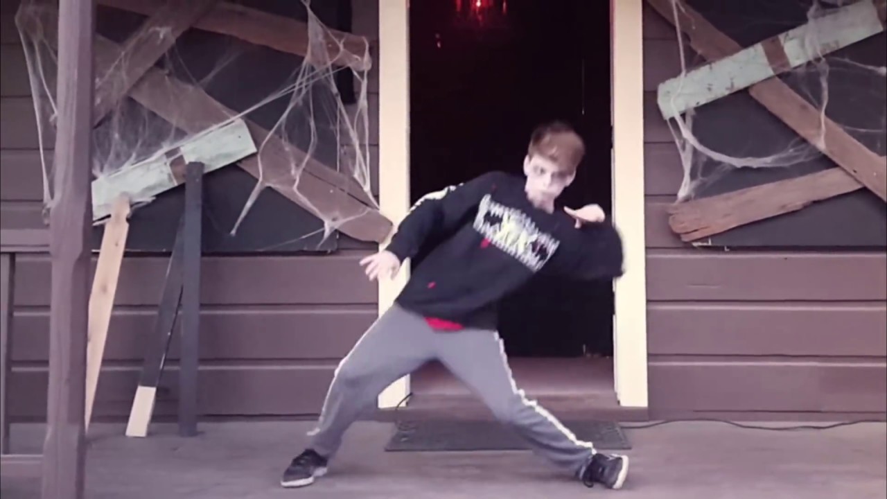 Merrick's Zombie Dance! Happy Halloween! - YouTube