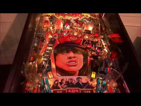 BowlMor Lanes Arcade: Chelsea Piers - YouTube