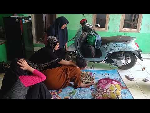 mengobati orang kesurupan sampai muntah muntah #video #mistis #viral
