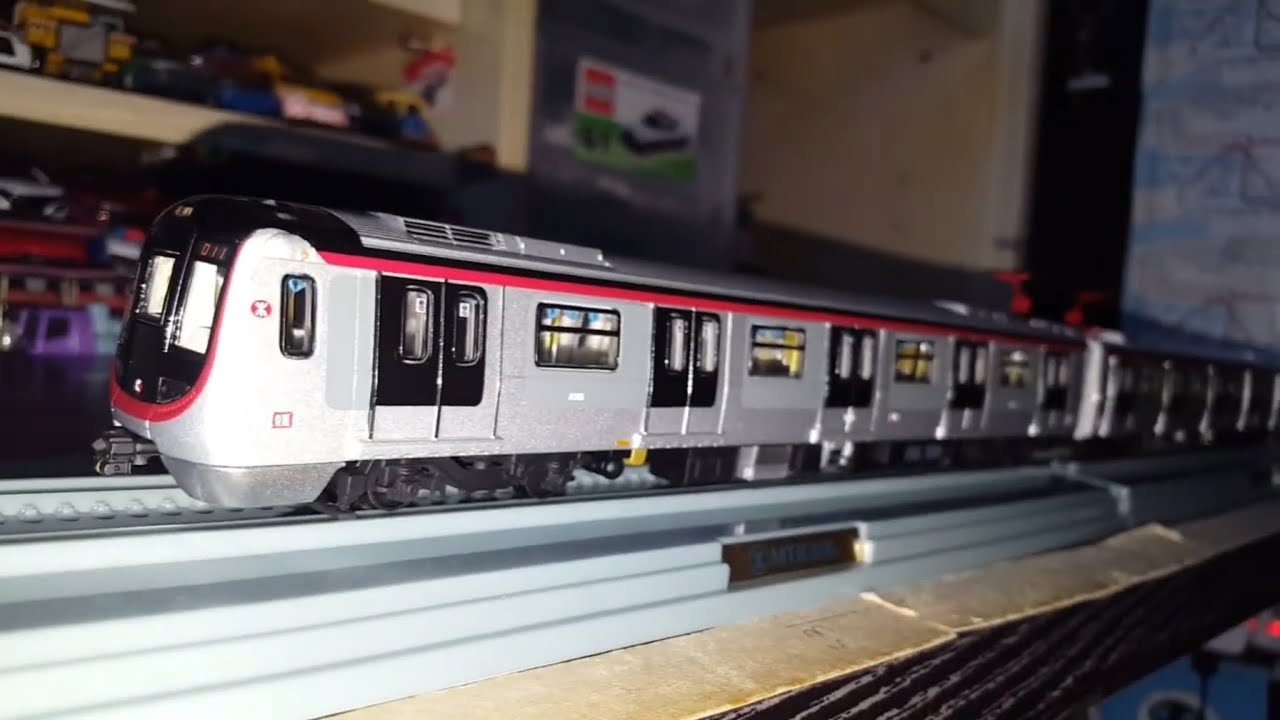 港鐵1/87 S Train[SIL]列車模型(2020)介紹 - YouTube