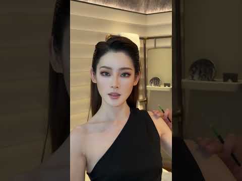 Hot Chinese Model Curves 🔥 #Shorts