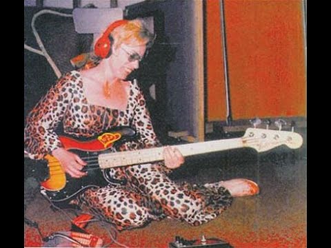 Queen of bass, Carol Kaye's NAMM salute video history, Venice sings ...