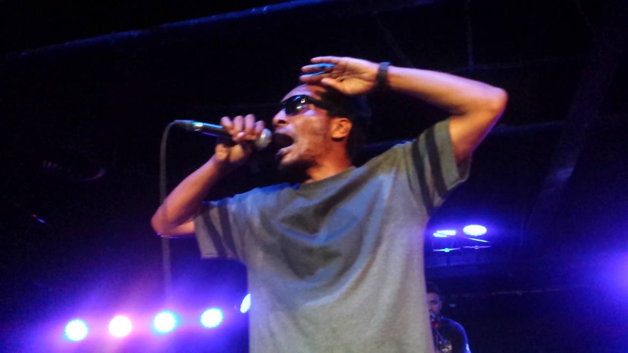 DEL THE FUNKY HOMOSAPIEN "Mistadobalina" LIVE! @ Strummers (Fresno CA ...