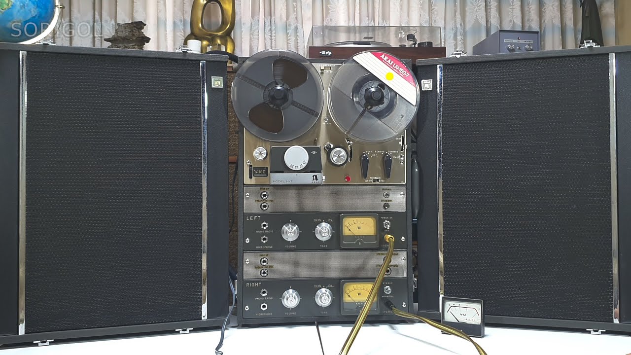 아카이 릴데크 M7 #2 (추억의소환) AKAI MODEL M-7 vacuum tube Reel Tape Deck - YouTube