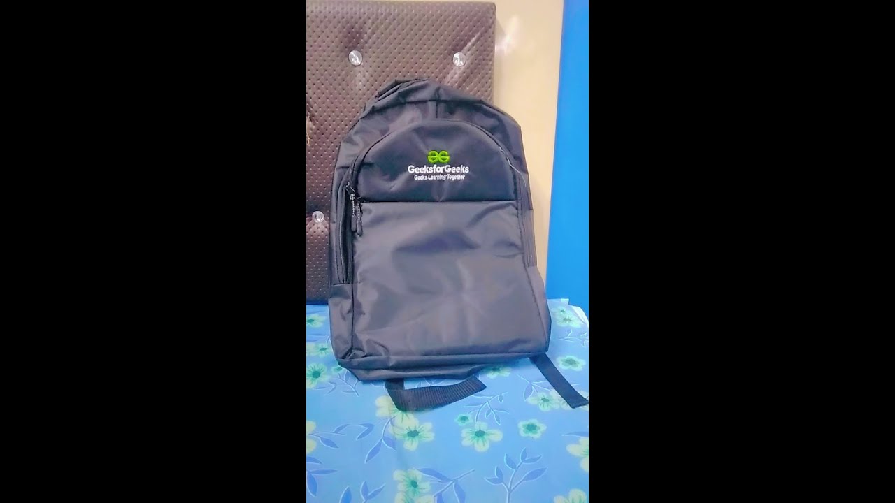 🥳 GFG Swag 🤩 || Unboxing #geeksforgeeks - YouTube