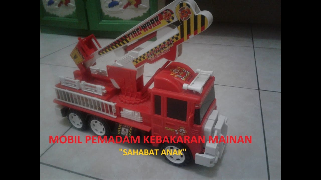 mobil mainan - YouTube