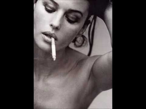 Moreza-Miss Guitar ( Dance Monica Bellucci)