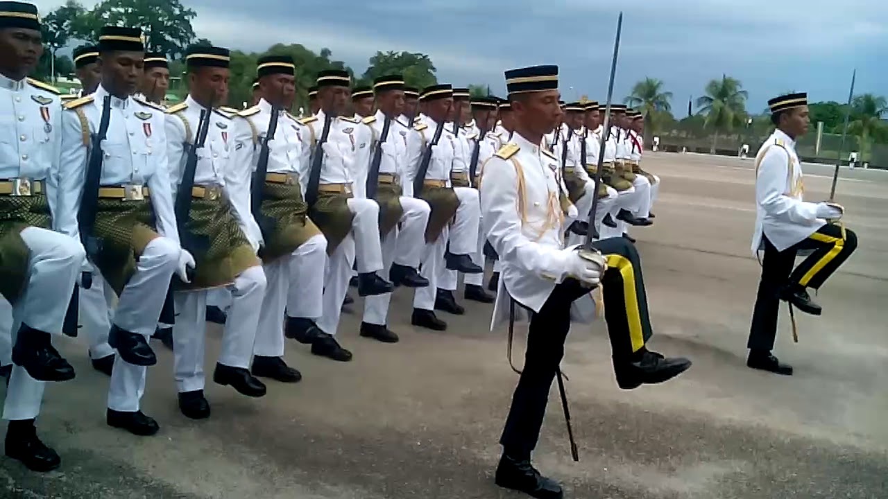 Hut 9 RAMD Para(5) - YouTube