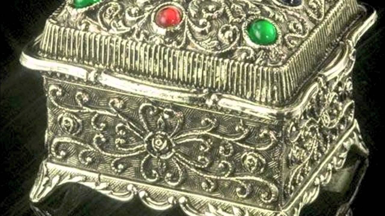 EMINEM MUSIC BOX REMIX by Briefcase Joe - YouTube