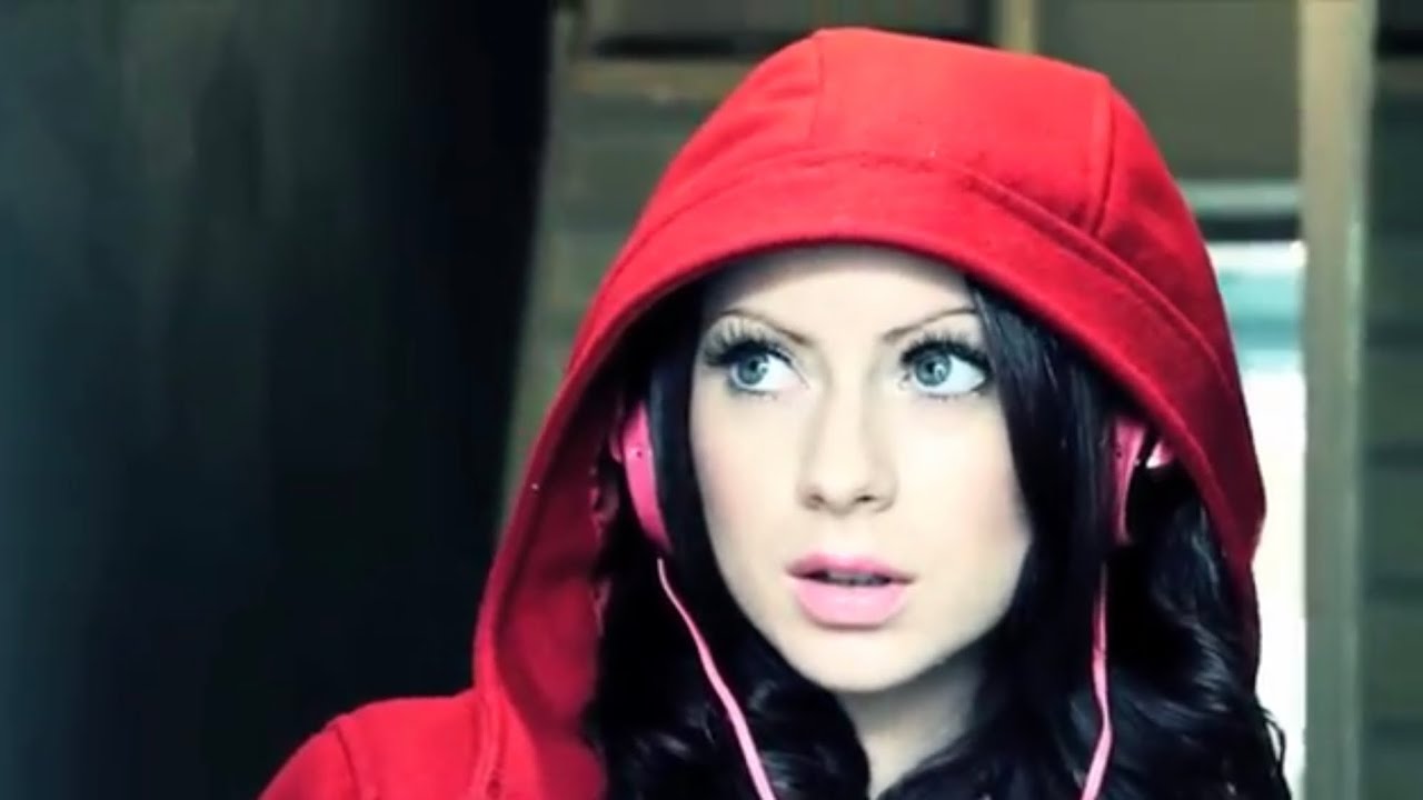 Laura Carter (actress) - Alchetron, The Free Social Encyclopedia