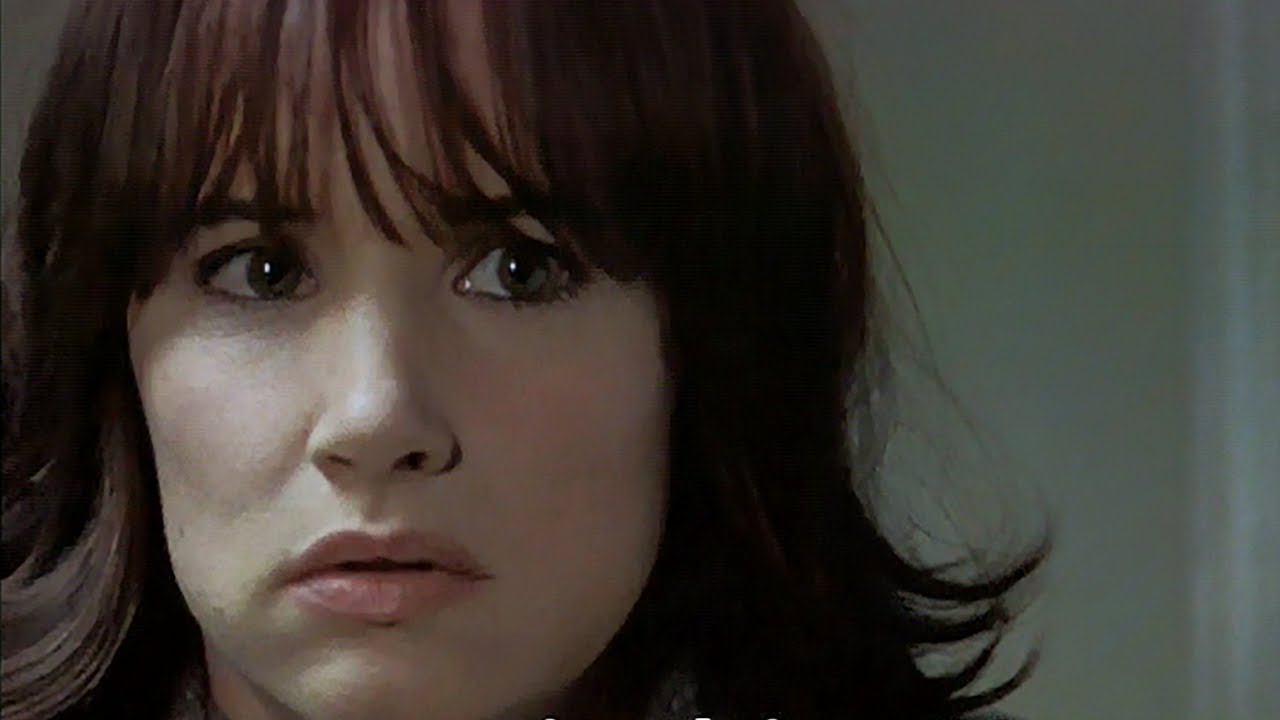 Picture Claire (2001) OFFICIAL TRAILER - YouTube