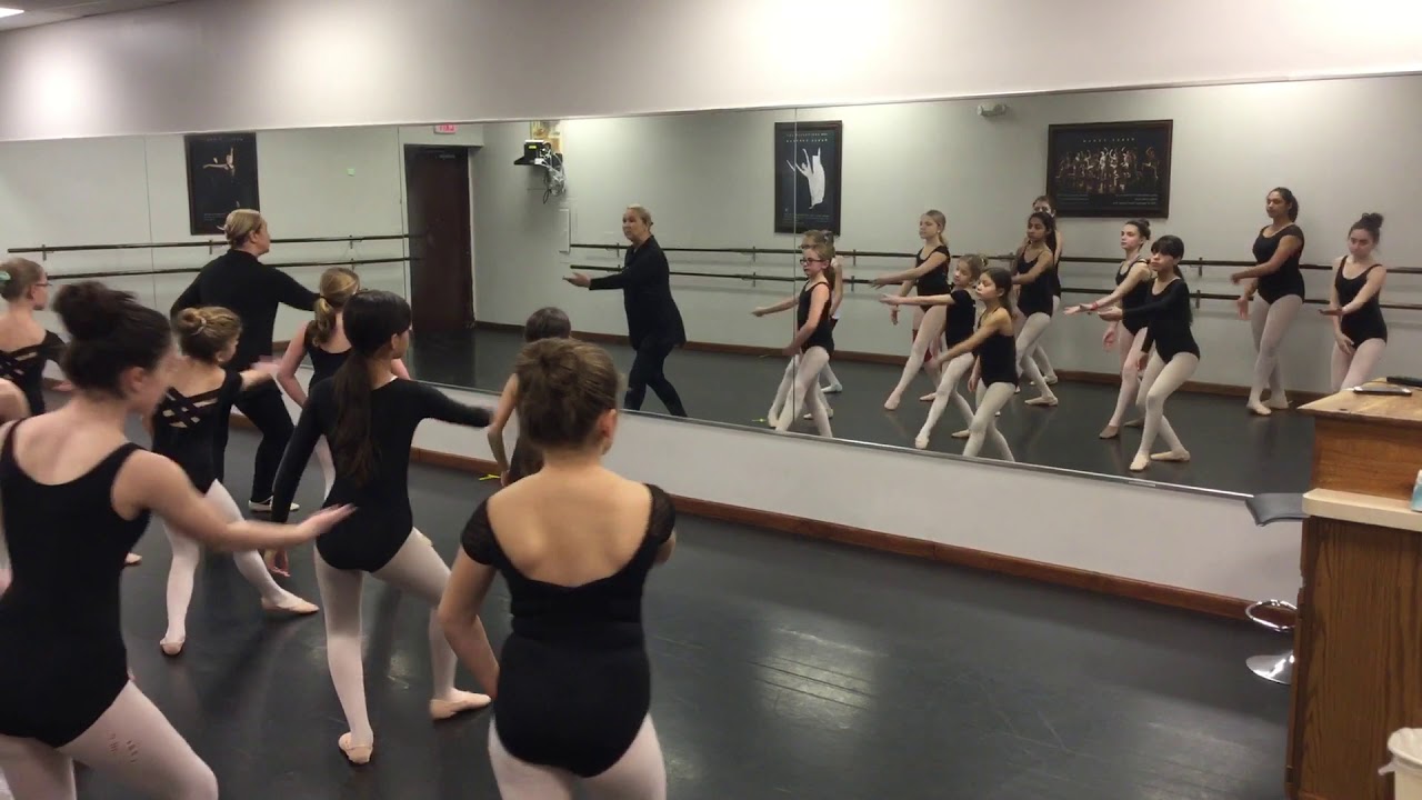 Shelley’s Int Ballet 1 Jan 28 - YouTube