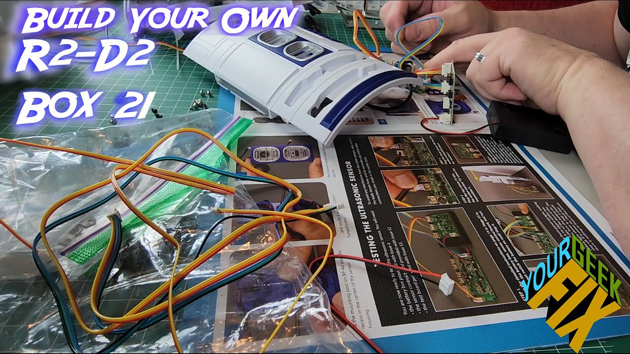 Fanhome Build Your Own R2-D2 Box 21 - YouTube