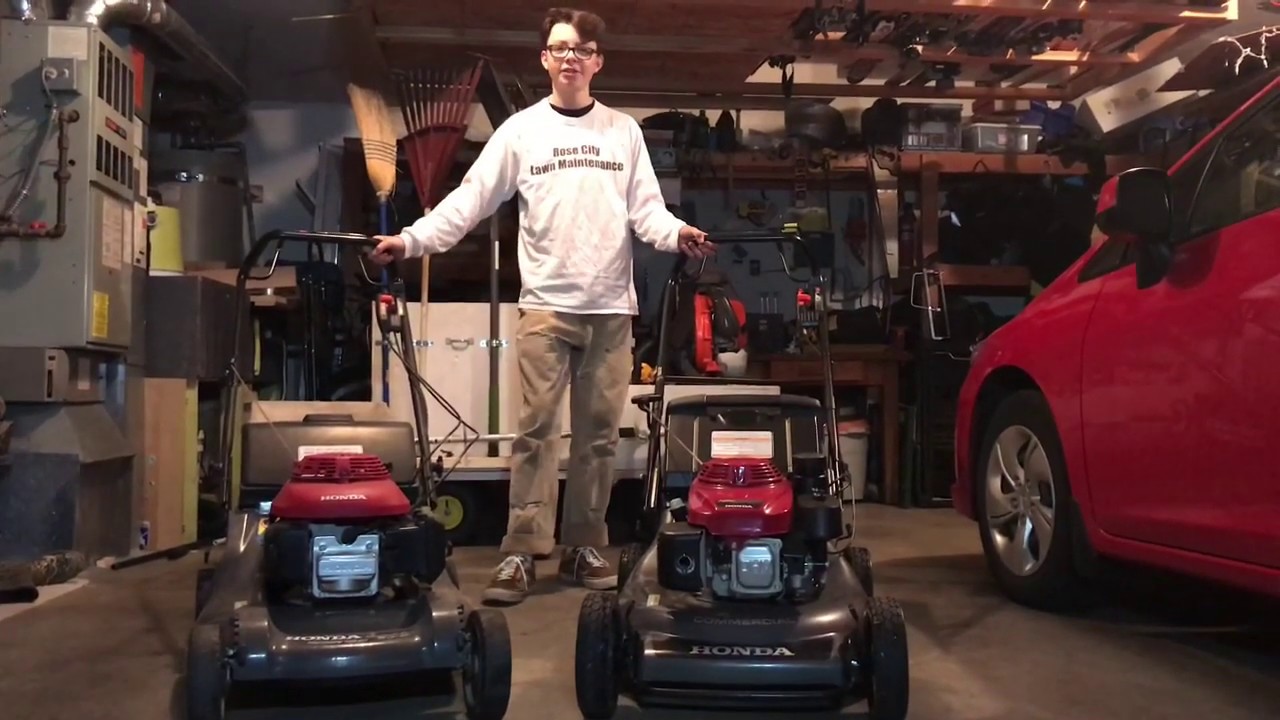 Honda HRC217DA Residential Mower Vs. Honda HRC216HXA Commercial Mower ...