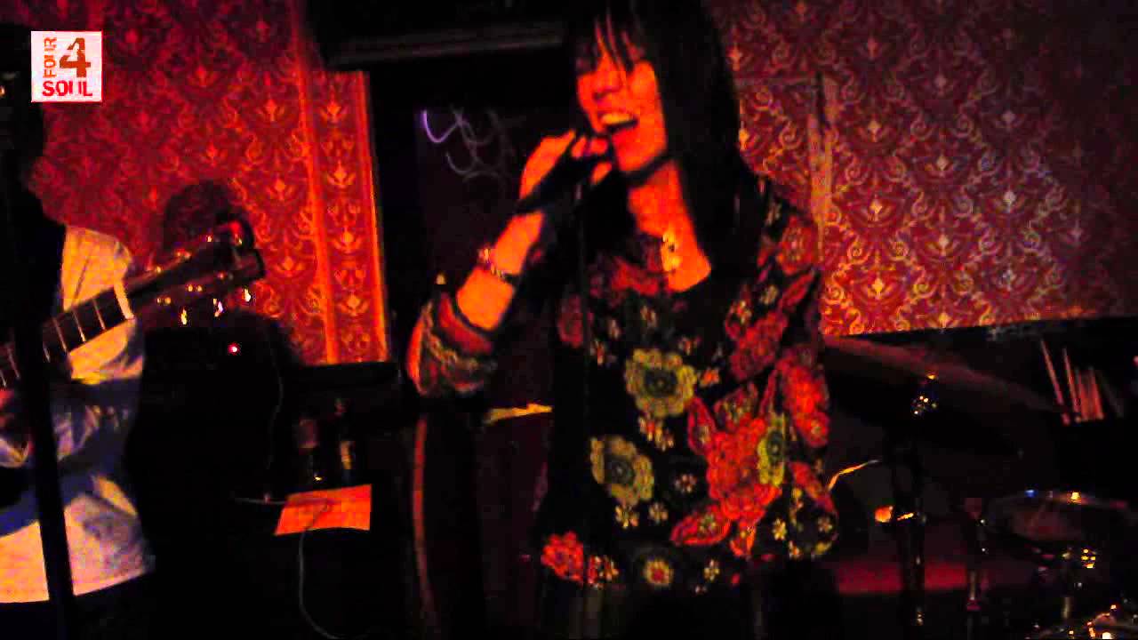 Four4Soul - I Keep What I Found - live @Pooca Bar - YouTube