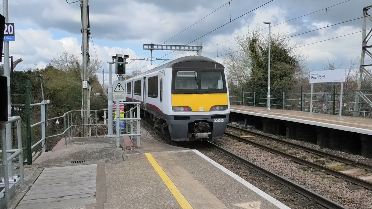 Rochford Station 12/4/21 - YouTube