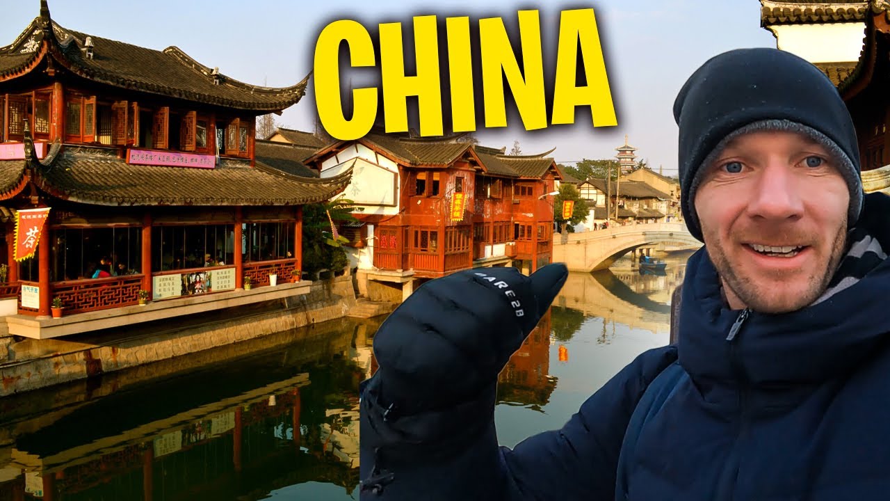 Exploring the Unknown in a Random Chinese Town 🇨🇳 - YouTube