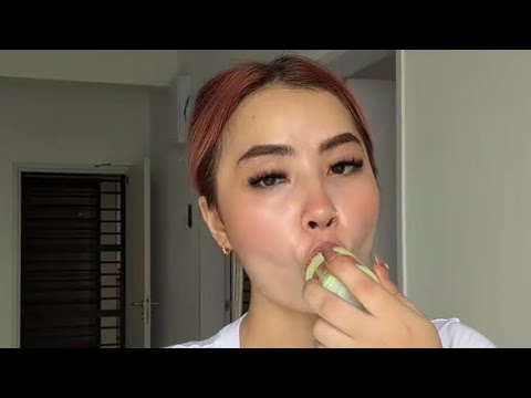 Blackmaria live minum susu part 1