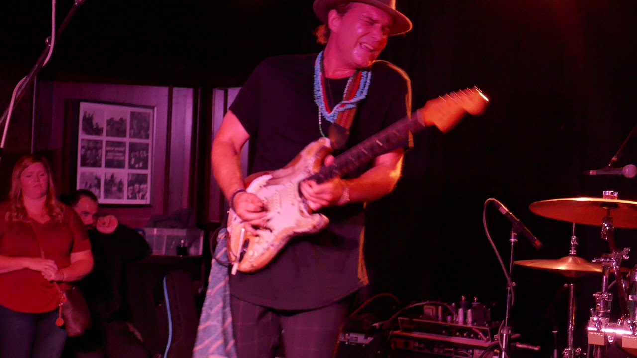 Philip Sayce 2019-09-05 The 118 North Wayne PA 4K*schoeps* - YouTube