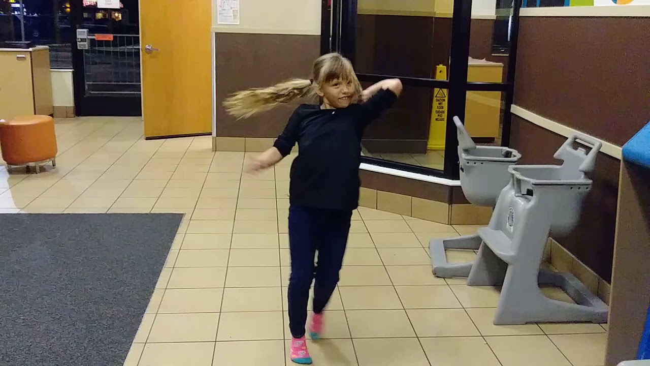 Introducing, once again the amazing Hailey Bailey! - YouTube