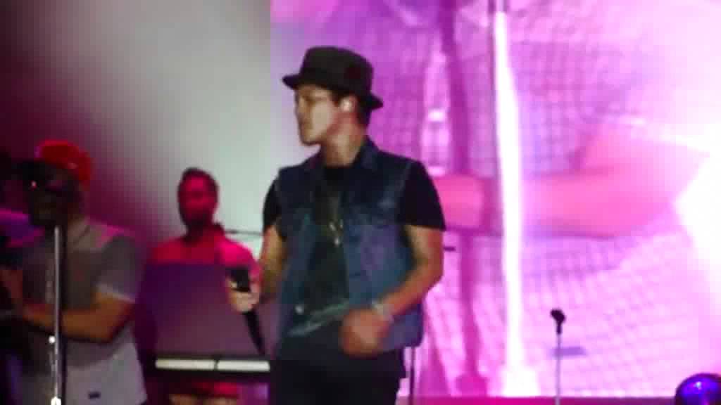 Peter Blunk - You Are (What You Are) live at HEY! HEY! HEY! Music Champ ...