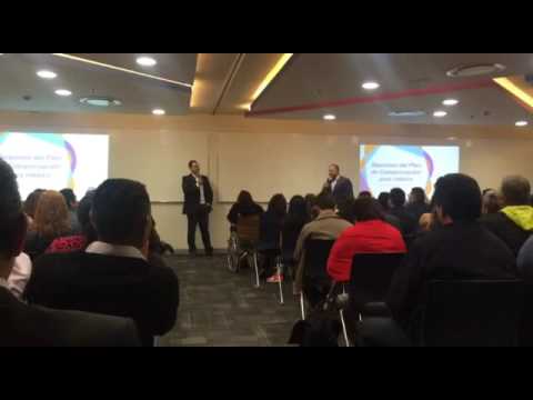 Larry Raskin Presentando Flash Mobile en Persona - Parte 3. - YouTube