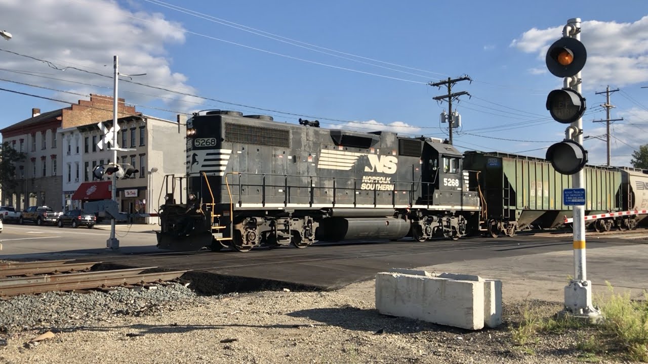 5 Engines Pull Train! 5 Trains! 3 Track Railway Crossing & Twilight ...