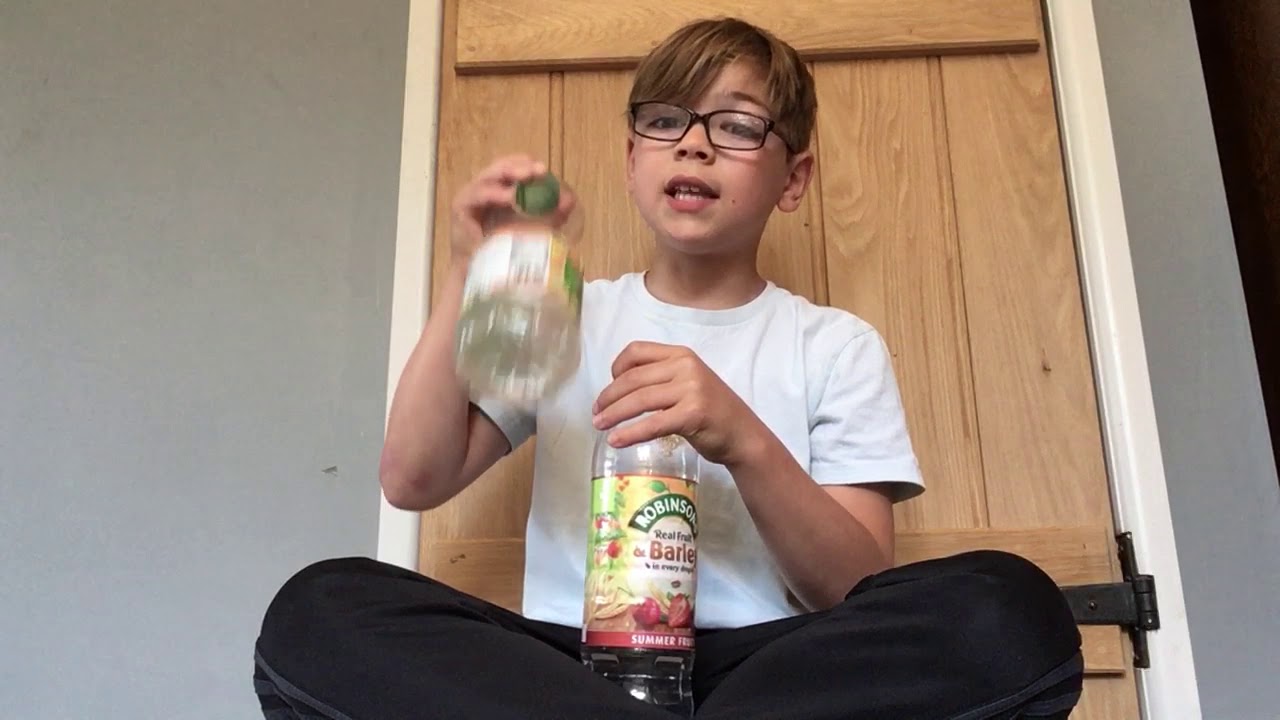 Bottle flip challenge - YouTube