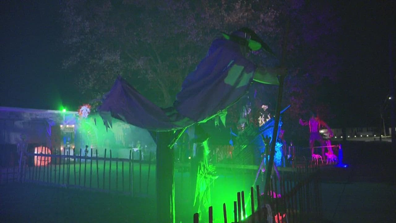 Halloween weekend is here! Amherst house with spooky and festive ...