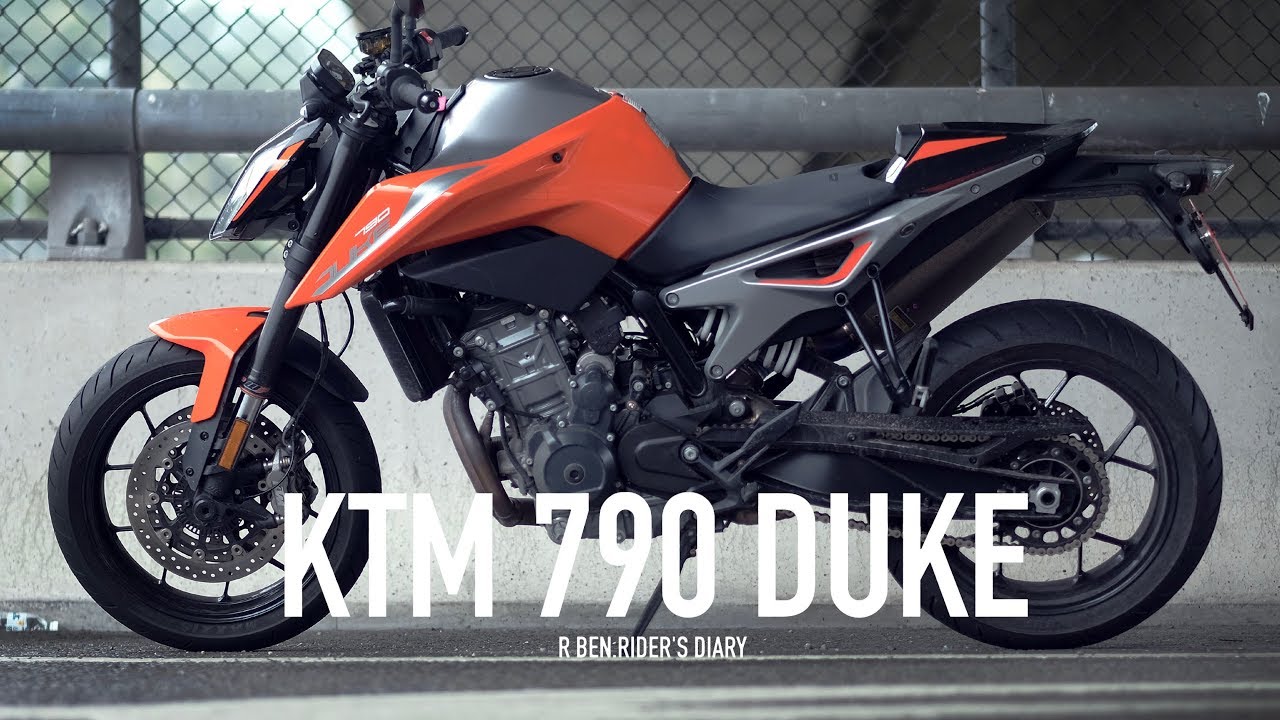 KTM 790 DUKE 濕透的道路試駕 / 第一人稱 - YouTube