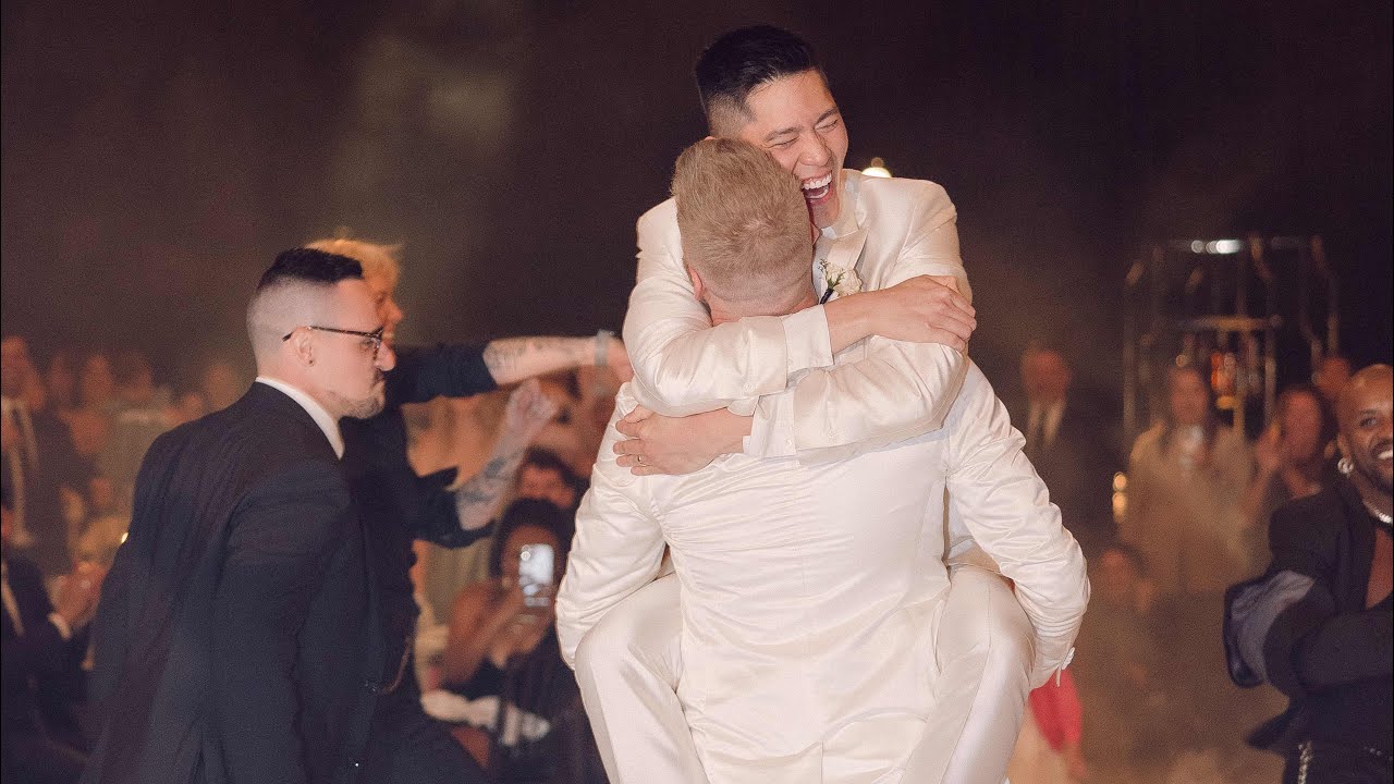 SURPRISE BLACKPINK WEDDING DANCE! Scott & Mark Hoying - YouTube