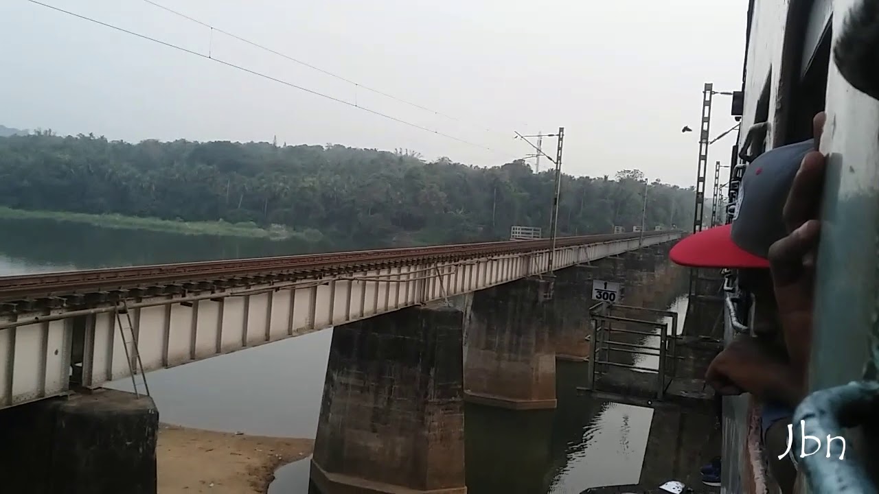 Bharatha puzha | Railway Bridge - YouTube