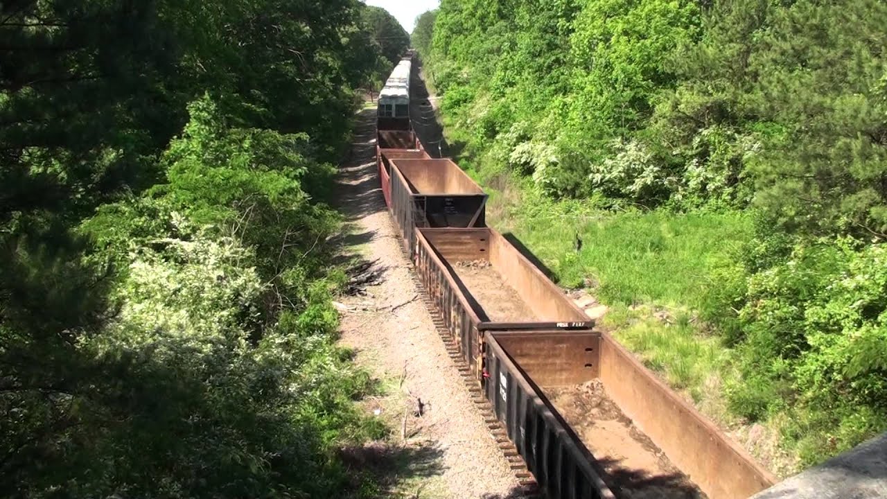 ATN SD40R #7371 leads Z389 at Alton, Alabama - YouTube