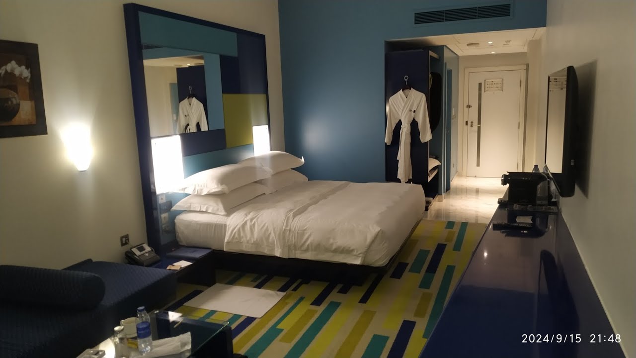 Hotel DXB - Dubai International Hotel - YouTube